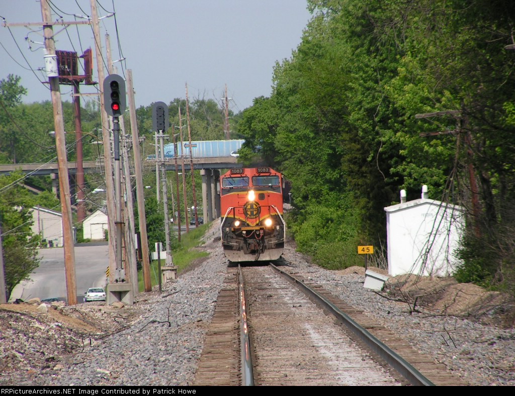 BNSF 1083
